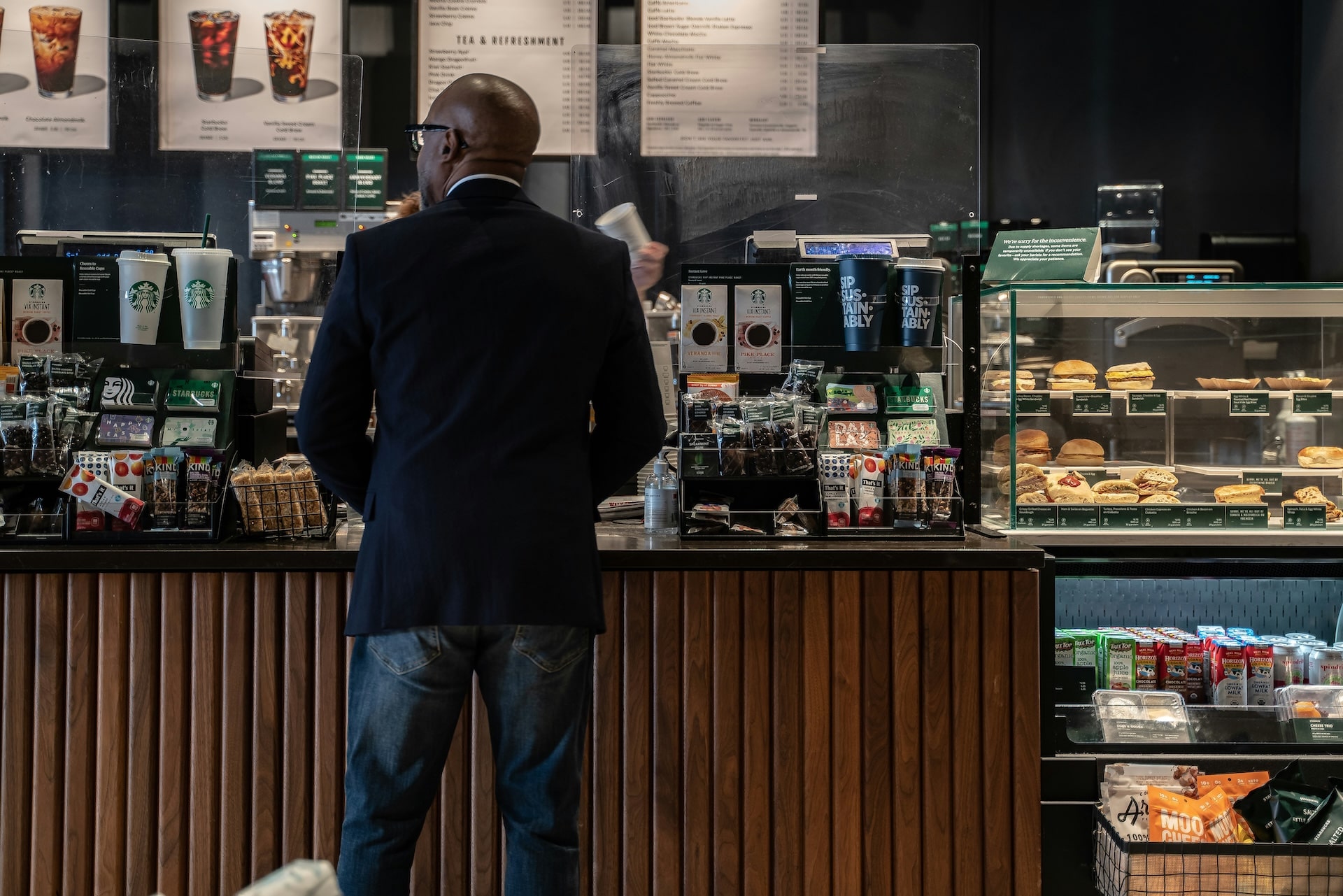 Building Customer Loyalty in the Digital Age: Strategies for ...